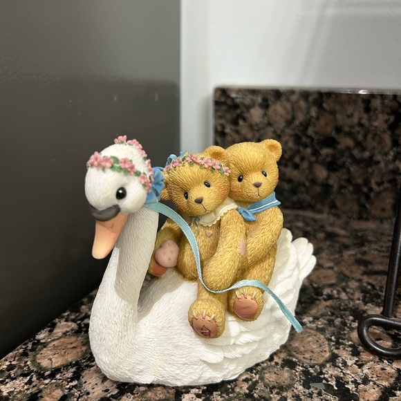Cherished Teddies | Accents | Cherished Teddies White And Brown Bird ...